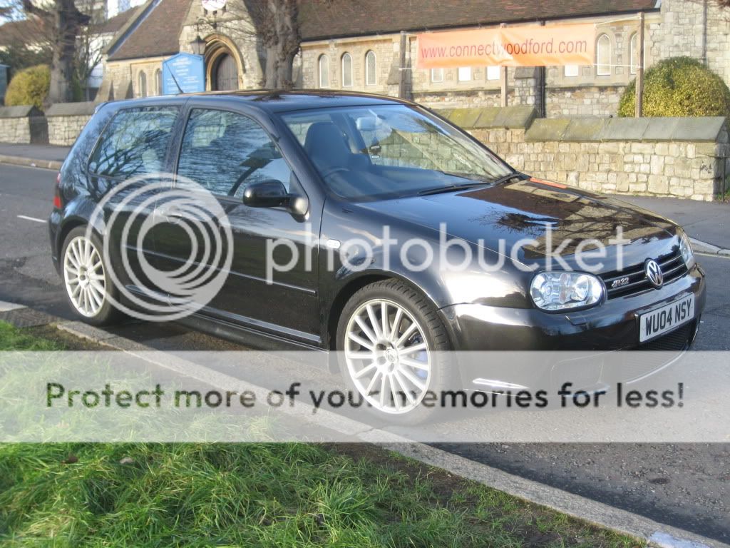 Mk4 r32 in black "04" plate!!! | VW Golf R32 Forum